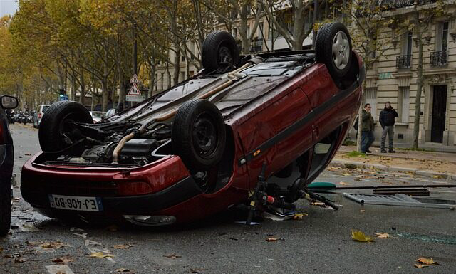 Crash in California Leaves One Dead and Three Injured and Splits ...